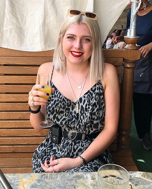 Emily Burnett, Account Manager, Fleet Street Communications ...