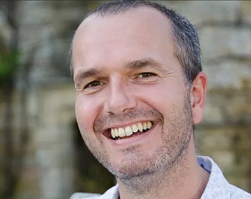 Andrew Rayner, Nandos - Restaurant Marketer and Innovator